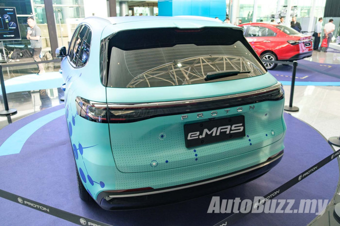 Proton eMAS 7 PHEV previewed in Malaysia - up to 1,065 km range ...